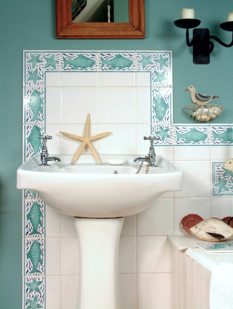 Hand Painted Marine Life Fish Border | Tiles of Stow